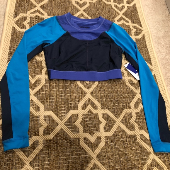 JoyLab | Tops | Joy Lab Workout Back Cutout Crop Size Xs | Poshmark